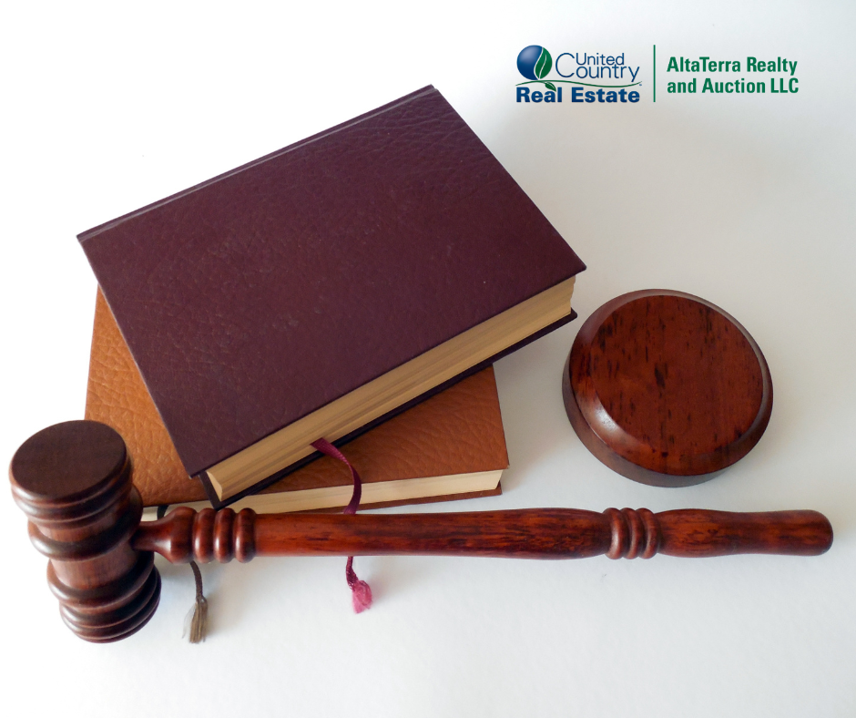 How to Become an Auctioneer: A Step-by-Step Guide | Altaterra Realty ...
