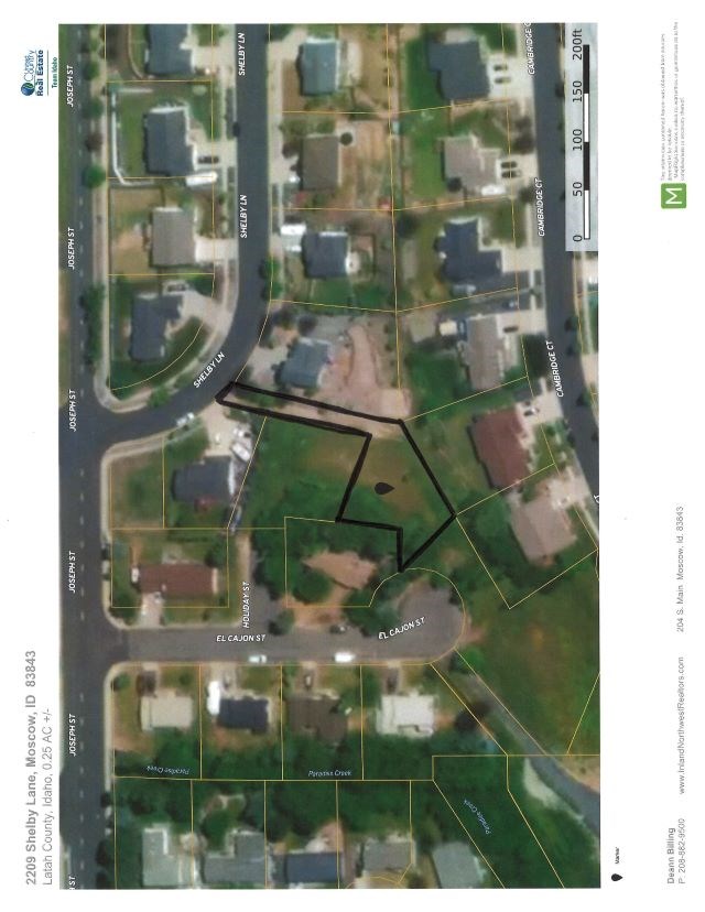 Single Family Residential Building Lot for Sale in Moscow ID