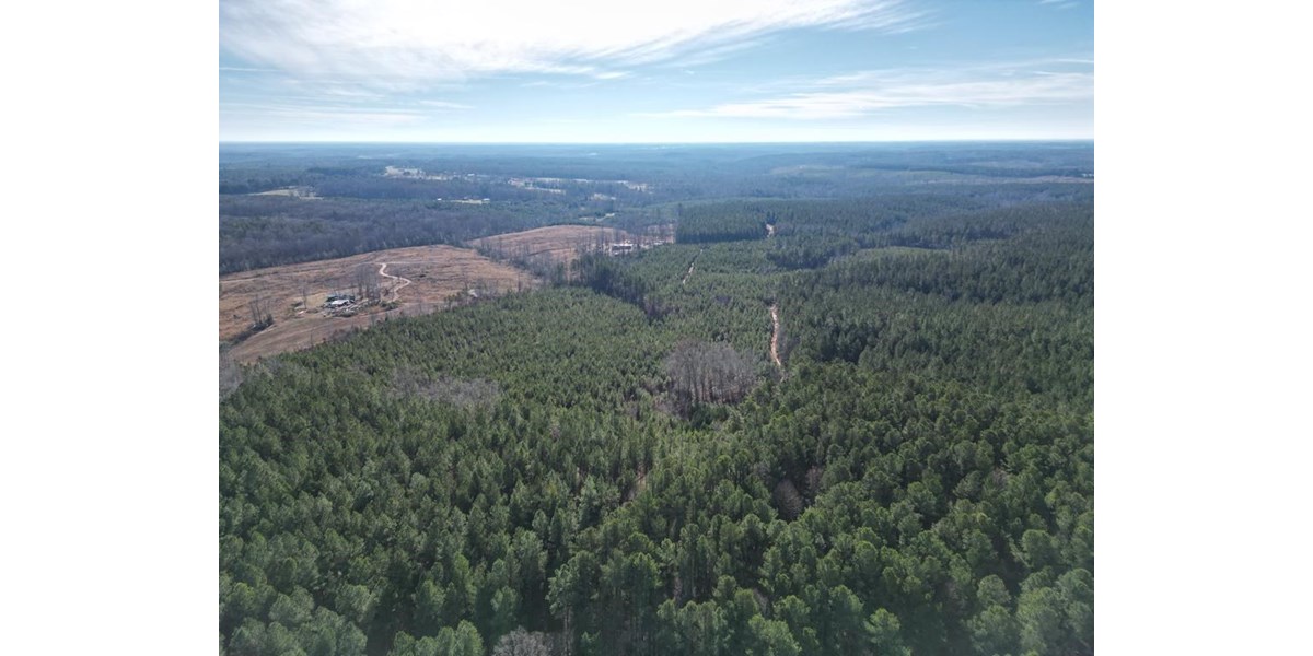 SLICE OF NATURE'S PARADISE AWAITS IN SOUTHERN VA